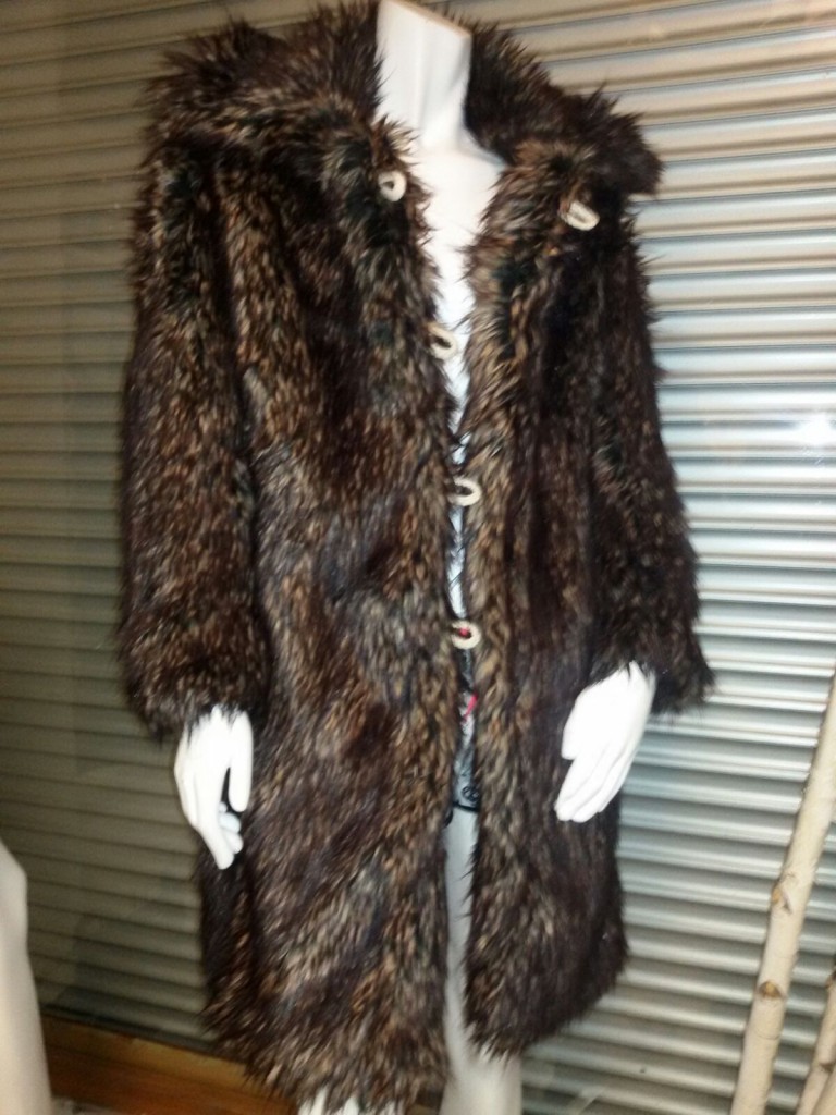 Tyler Durden´s Fur Coat is Out – Black Sugar Tank Top – Fight Club ...